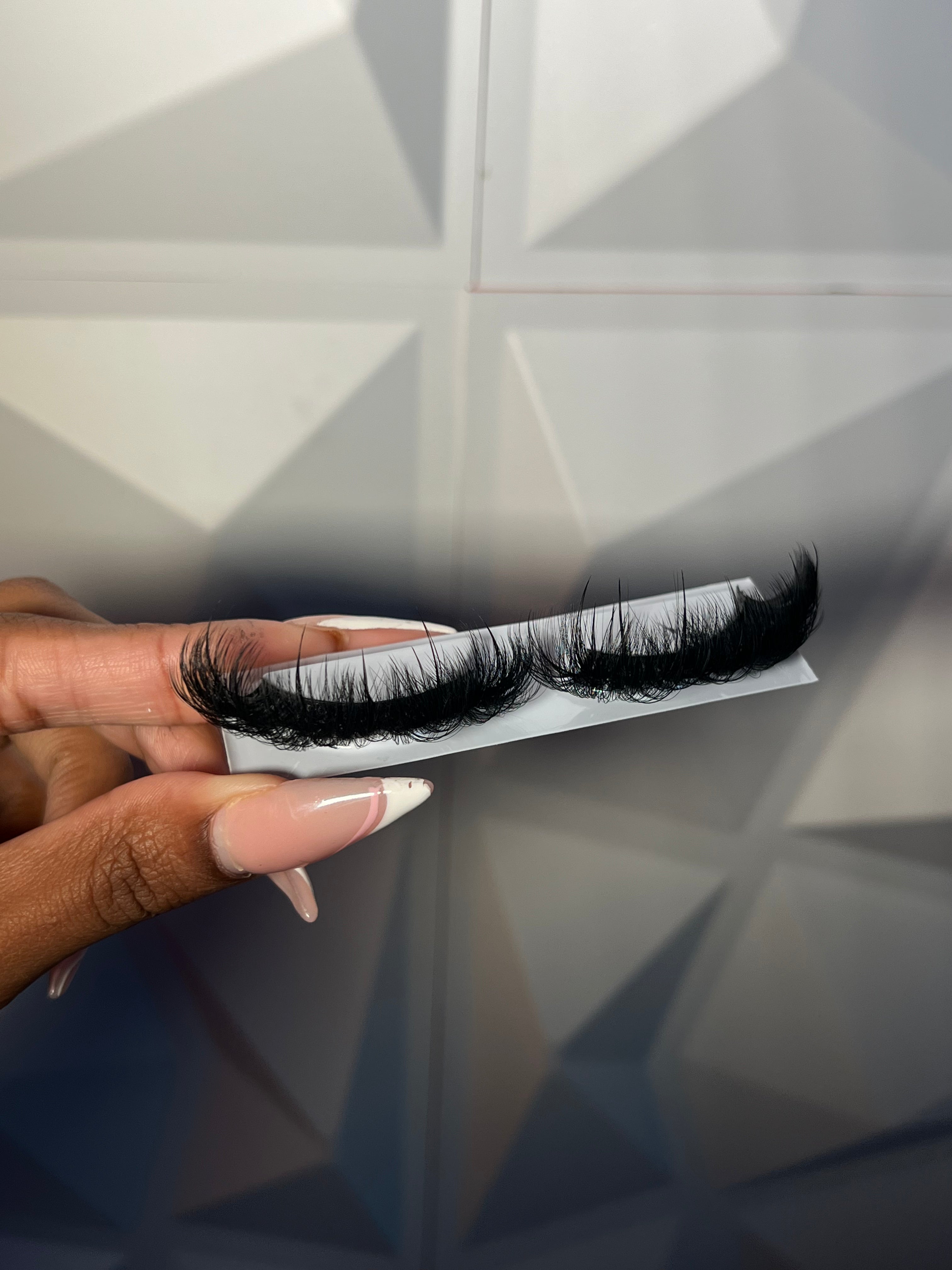 Gucci Mink Strips – KMilliEmpire